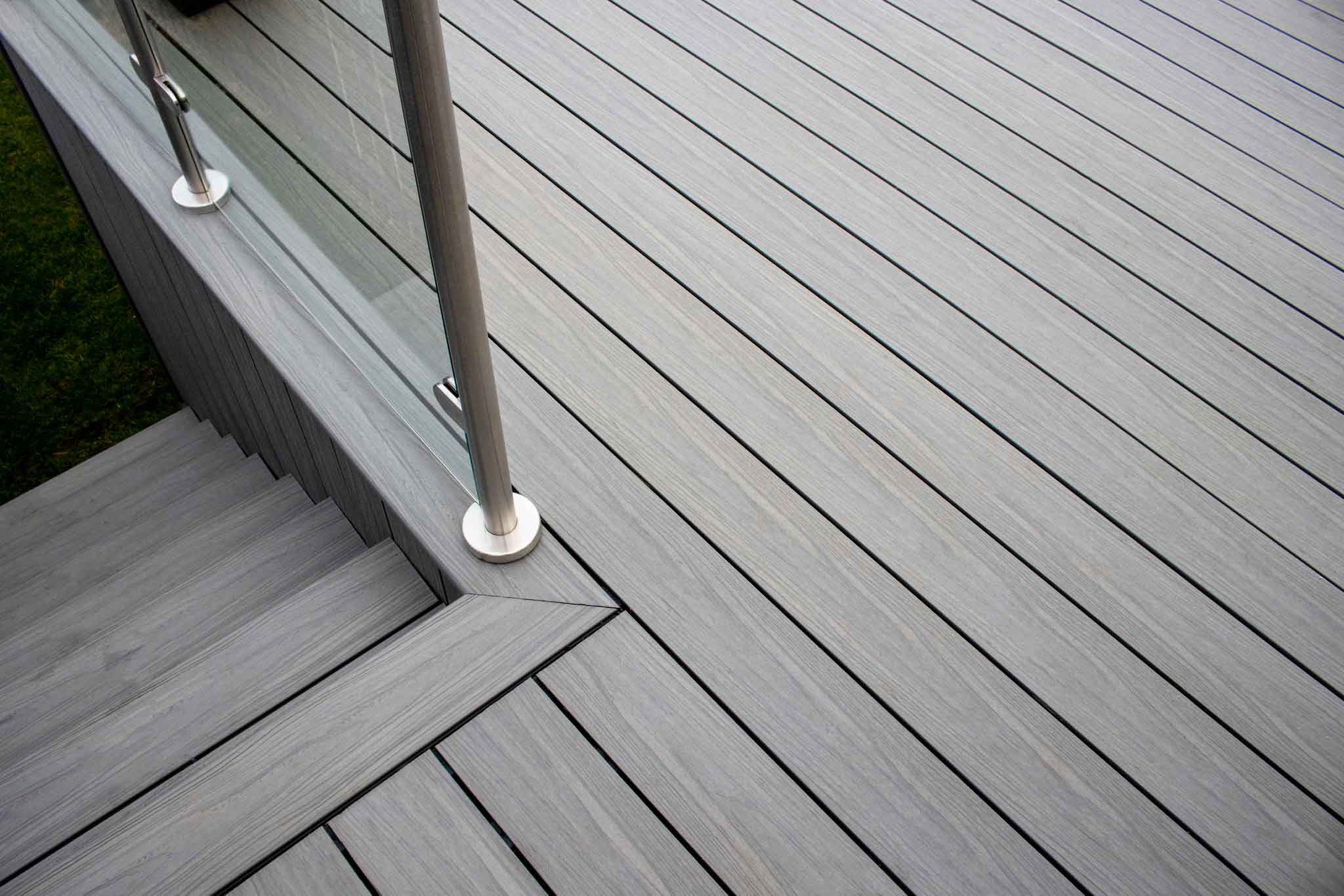 Premium Ash Grey Composite Decking Board 138mm x 20mm x 5400mm - Inclu